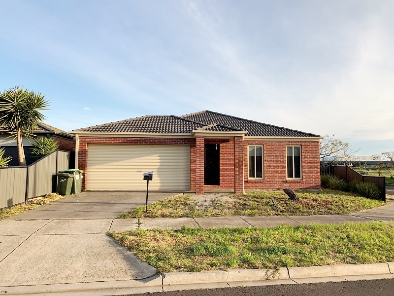 15 Drummond Circuit, Derrimut, VIC 3026 - realestate.com.au