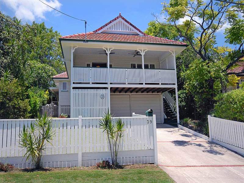 39 Walker Street, Coorparoo, Qld 4151 - Property Details