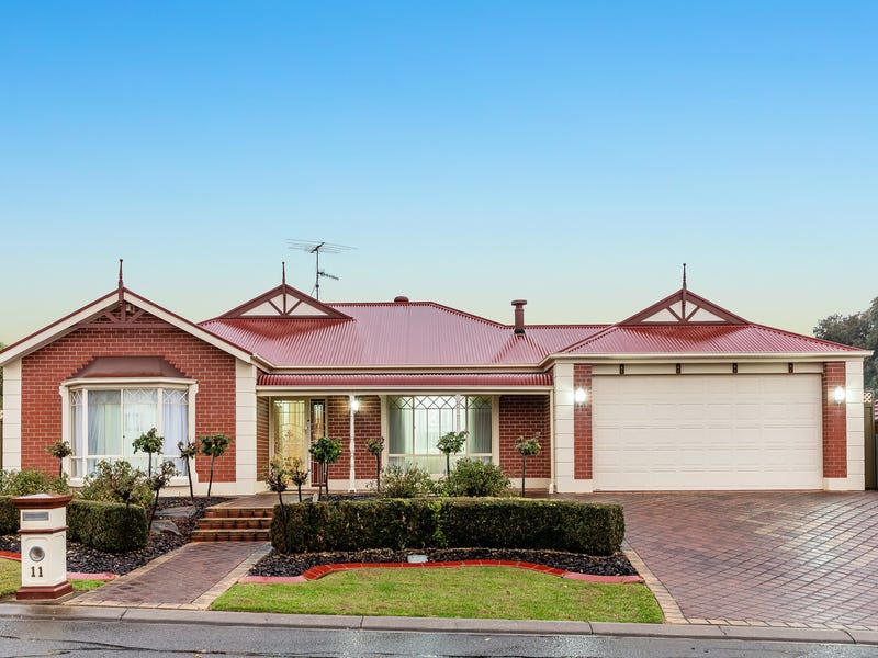 11 Mander Cres, Craigmore, SA 5114 - realestate.com.au