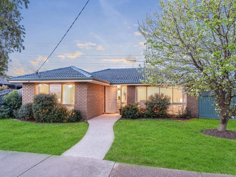 30 Greenville Drive, Grovedale, VIC 3216 - realestate.com.au