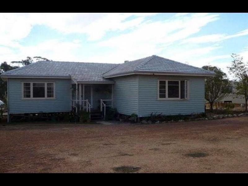 1 Forrest Street, Cuballing, WA 6311 - Property Details