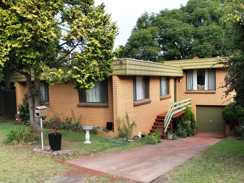 2 Maple Street, East Toowoomba, QLD 4350 - realestate.com.au