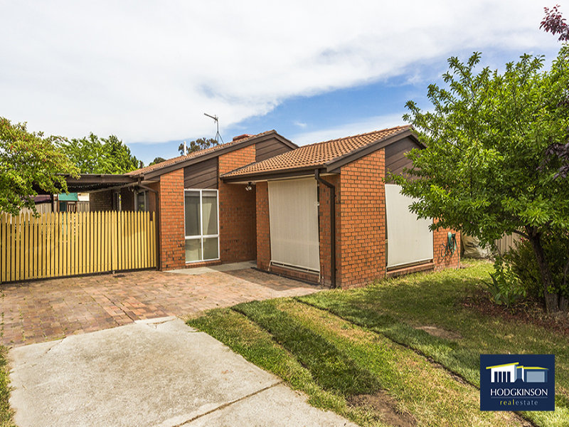 4 Hollis Place, Gordon, ACT 2906 - realestate.com.au