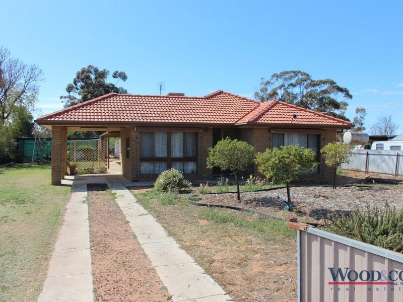 16 Church Street, Manangatang, Vic 3546 - Property Details