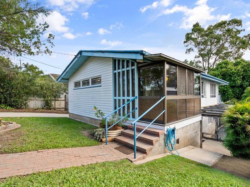 30 Burchell Street, Carina, Qld 4152 - Property Details