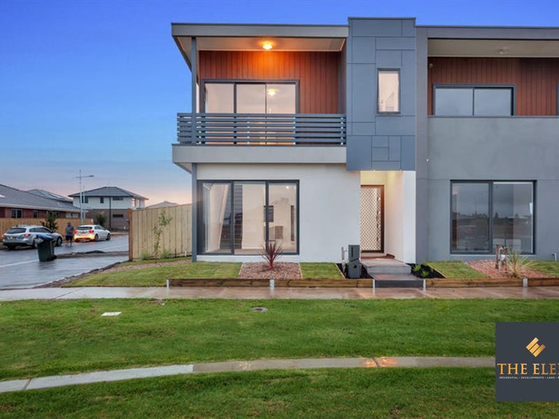 16 Treeve Parkway, Werribee, Vic 3030 - Property Details