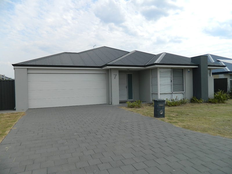 7 Balivanich Loop, Seville Grove, WA 6112