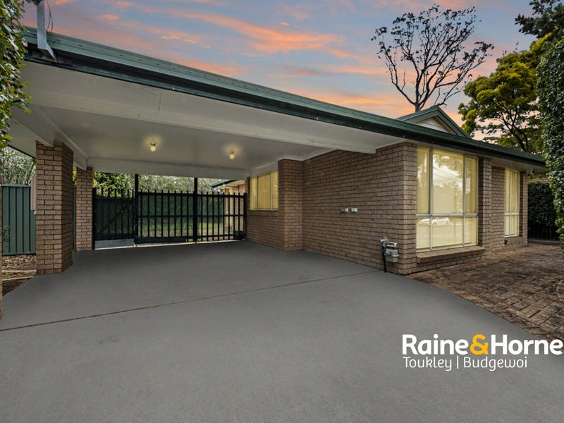 30 Golf Links Drive, Watanobbi, NSW 2259 - Property Details