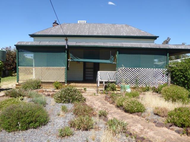 22 Byrne Street, Yaapeet, Vic 3424 - Property Details