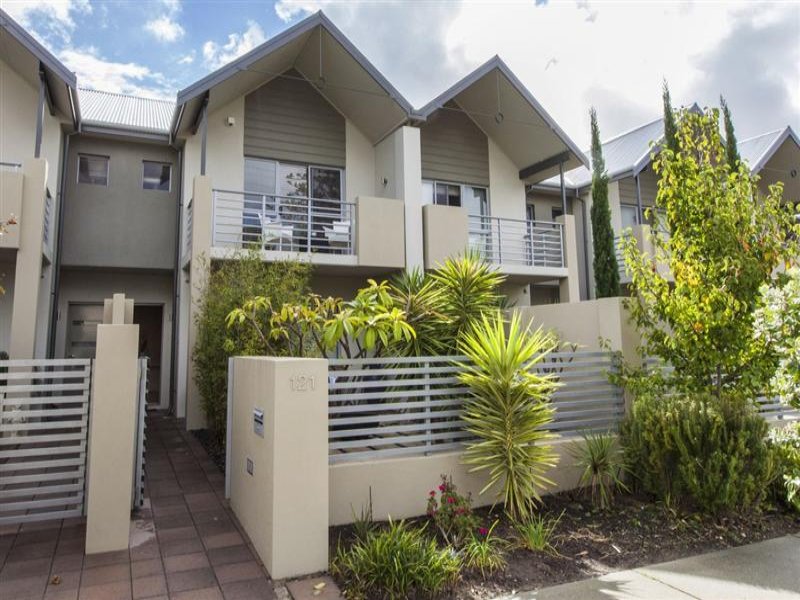 121 Lynn Street, Trigg, WA 6029 - Property Details