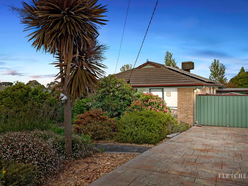 97 Hayrick Lane, Mooroolbark, Vic 3138 - Property Details