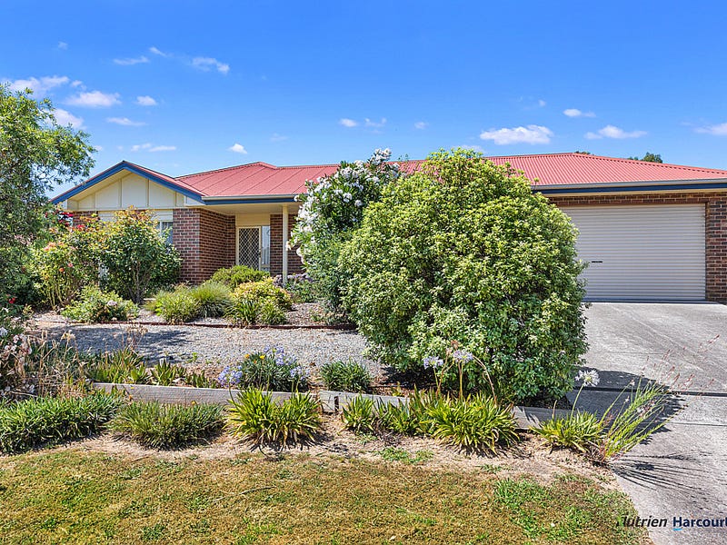 8/2 Thom Street, Alexandra, Vic 3714 - Property Details