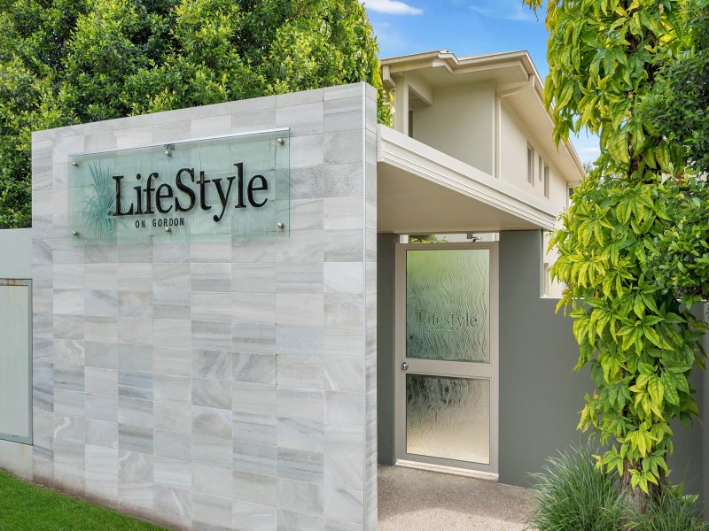 1/27 Gordon Street, Labrador, Qld 4215 - Property Details