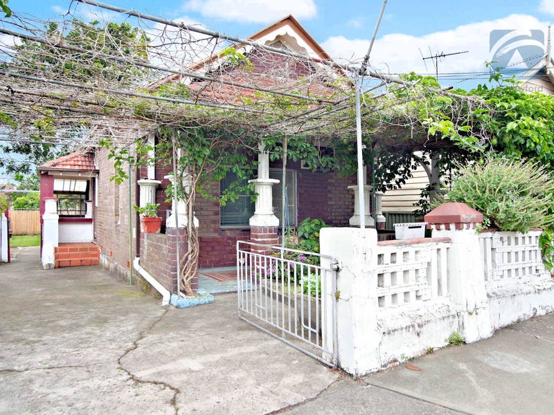 40 Hart Street, Tempe, NSW 2044 - Property Details