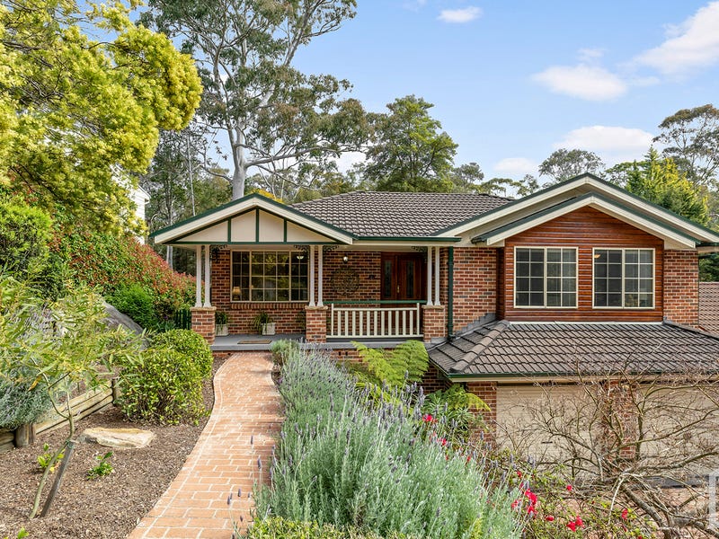 6 Linksview Road, Springwood, NSW 2777 - Property Details
