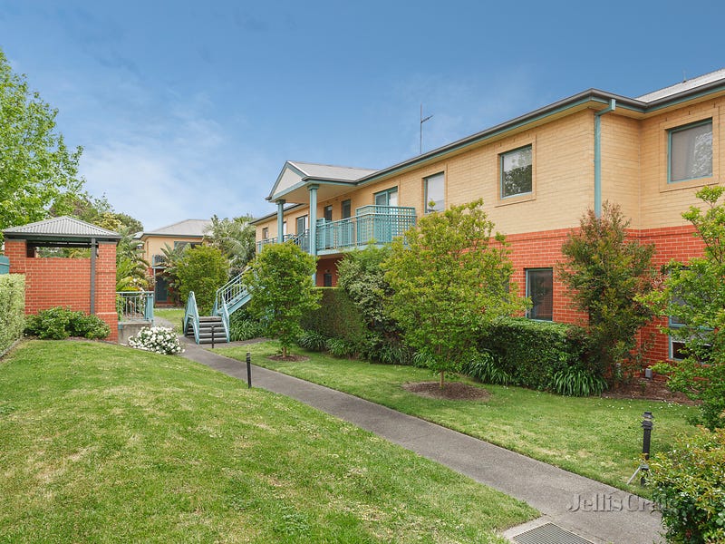 6/13 Hope Court, Kew, Vic 3101 - Property Details