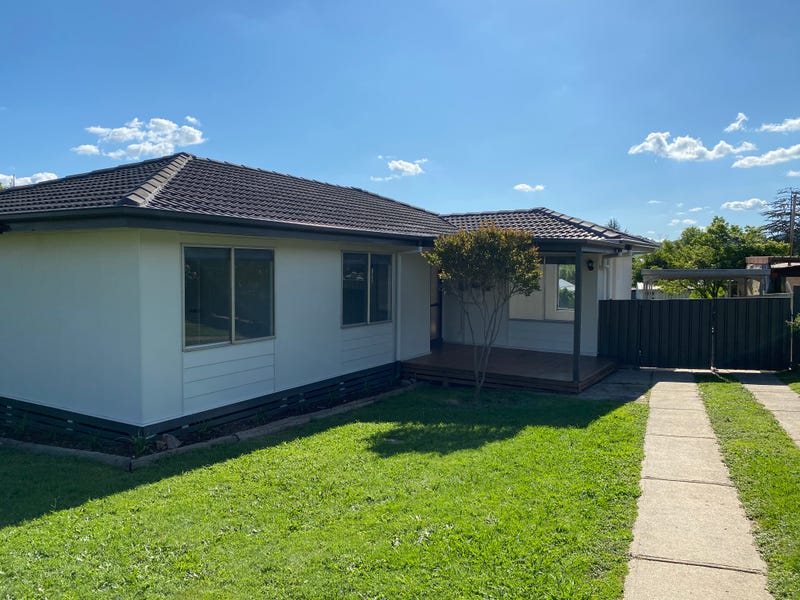 11 Woodside Court, Myrtleford, Vic 3737 - Property Details