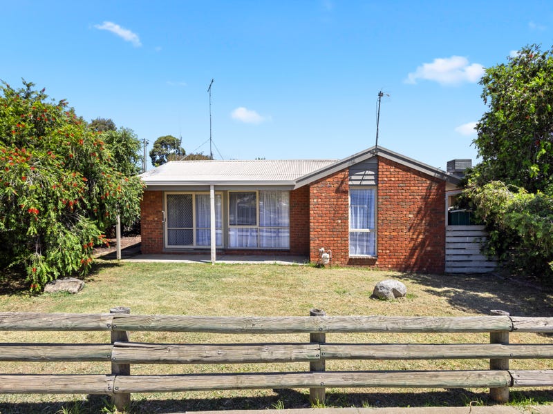 1/100 Edwards Road, Kennington, Vic 3550 - Property Details