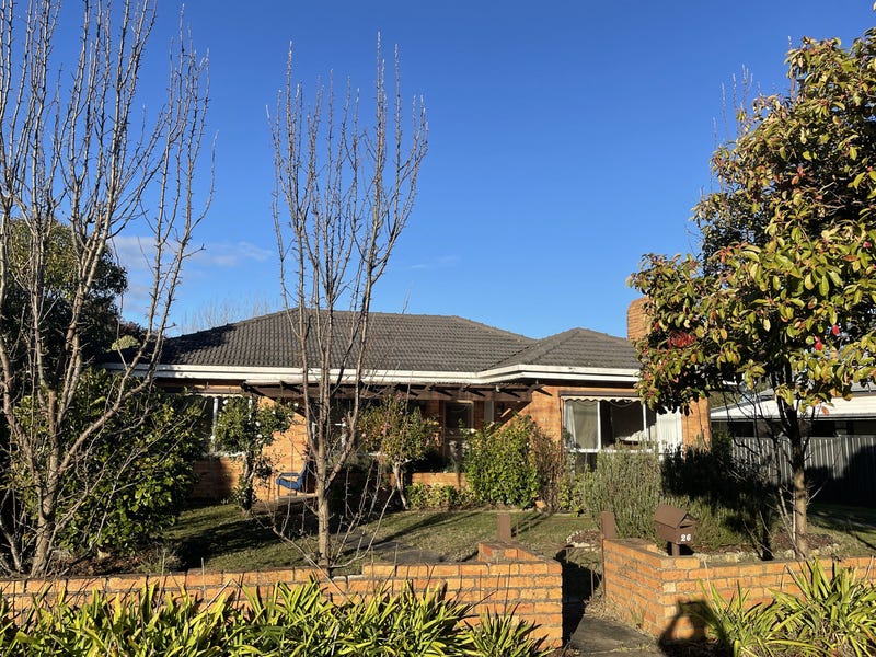 26 Haig Street, Hamilton, VIC 3300 - realestate.com.au