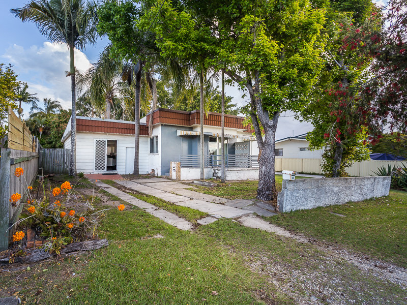 69 SHIELDS ST, Redcliffe, Qld 4020 - Property Details