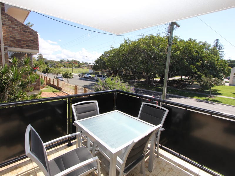 5/4 Broad Street, Labrador, Qld 4215 - Property Details