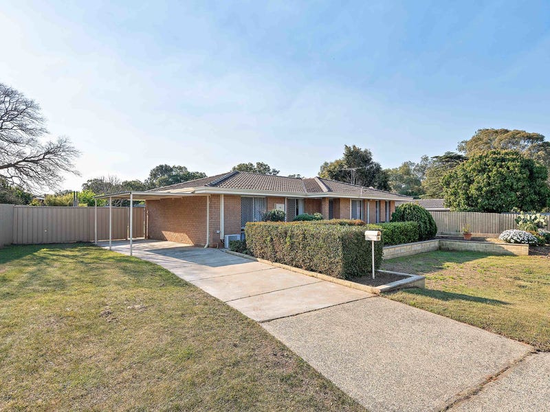 42 Ravenhill Road, Thornlie, WA 6108 - Property Details