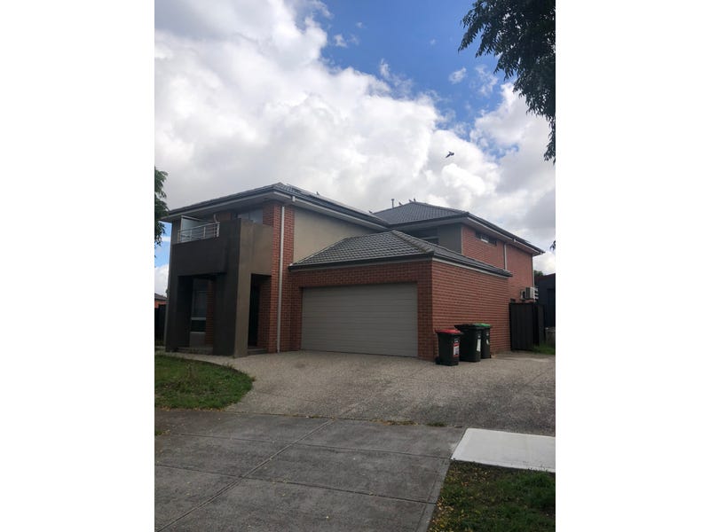 10 Perth Street, Craigieburn, VIC 3064 - realestate.com.au