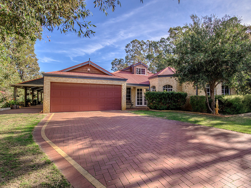 17 Wheelwright Gardens, Wellard, WA 6170 - realestate.com.au