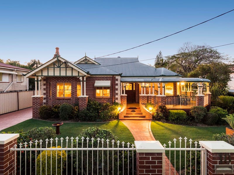 10 Dudleigh Street, Booval, Qld 4304 - Property Details