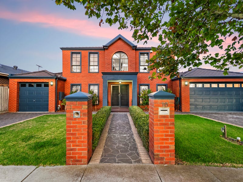16 Glenview Court, Hillside, Vic 3037 - Property Details