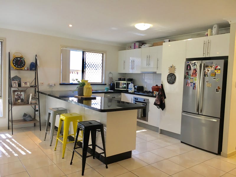 8 Hackney St, Durack, Qld 4077 - Property Details