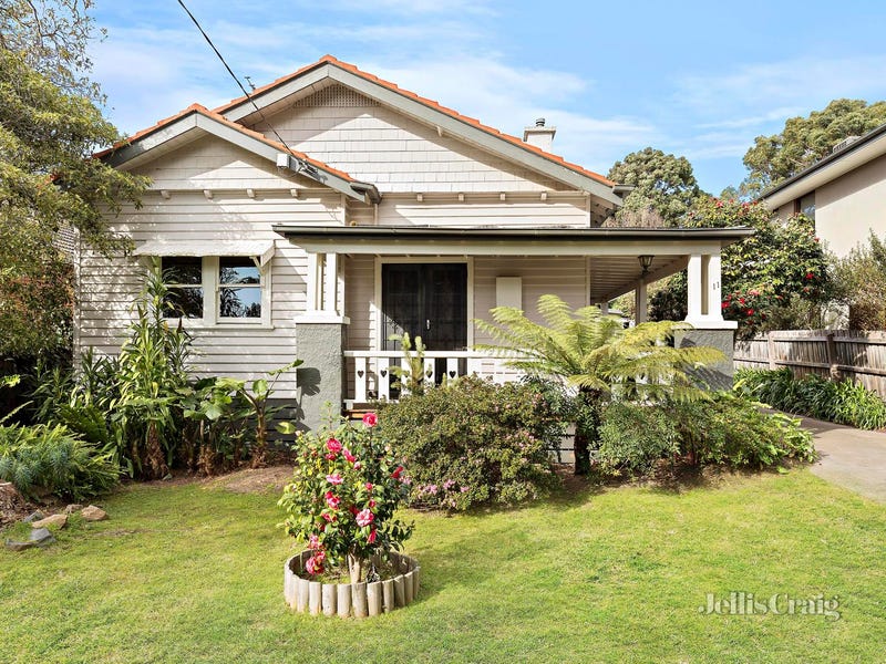 11 Compton Street, Canterbury, VIC 3126 - realestate.com.au