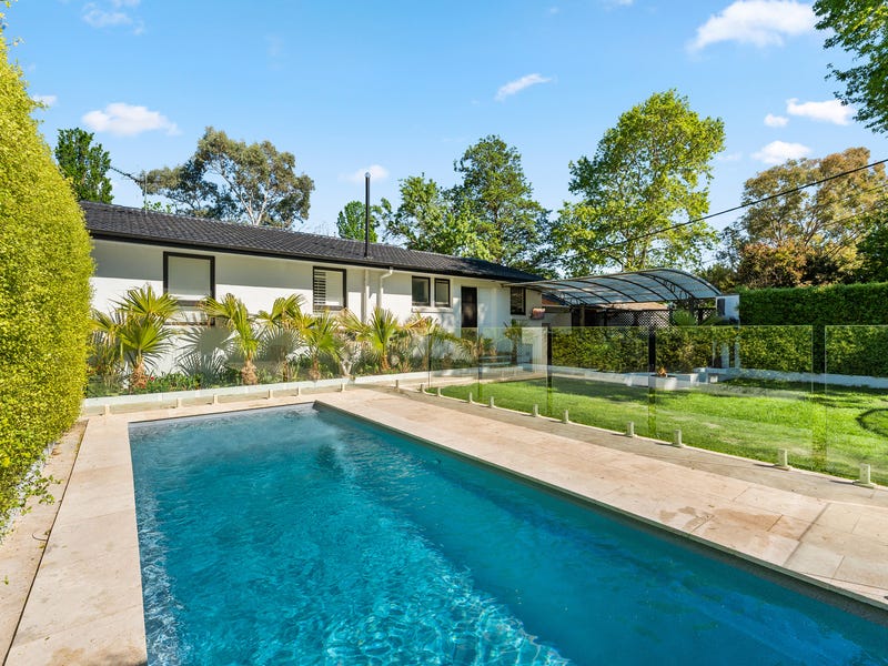 6 Macadam Street, Page, ACT 2614 - Property Details