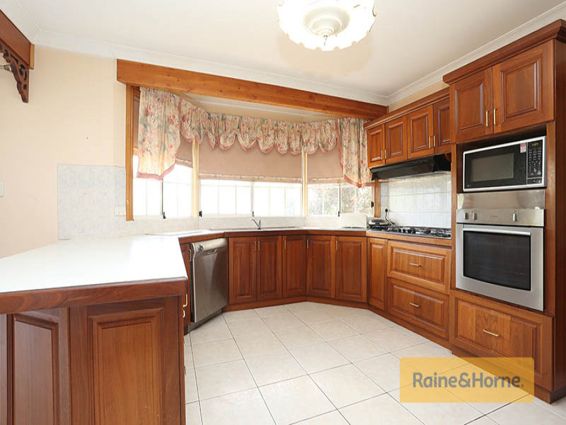 43 Springbank Way, Brookfield, Vic 3338 - Property Details