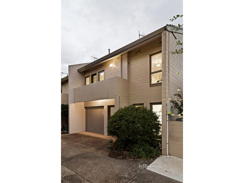 1/16 Green Street, Ivanhoe, Vic 3079 - Property Details