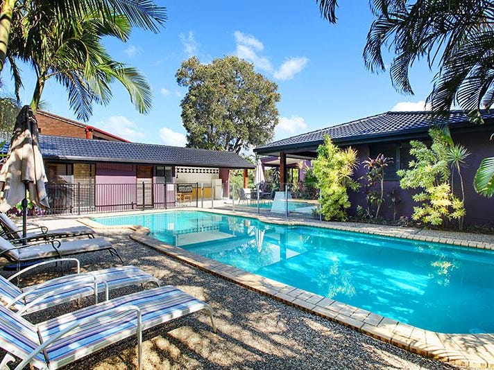 10 Binnacle Court, Mermaid Waters, QLD 4218 - realestate.com.au