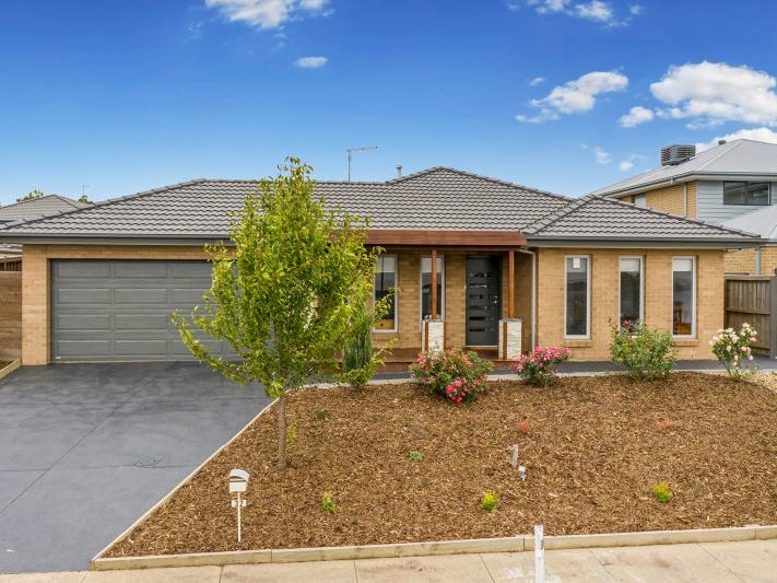 32 Springridge Boulevard, Wallan, Vic 3756 - Property Details