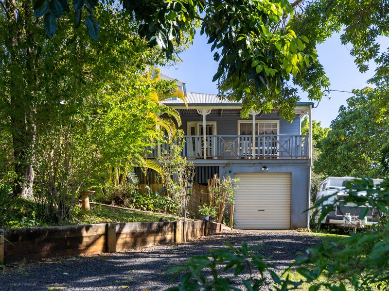 16 Henderson Place, Modanville, NSW 2480 - Property Details