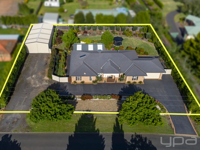 46 Springbank Way, Brookfield, Vic 3338 - Property Details