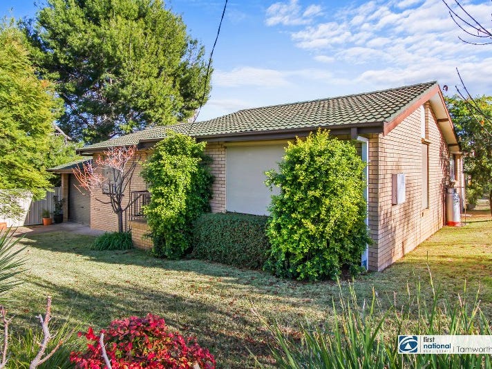 93 Manilla Road, Tamworth, NSW 2340 - Property Details