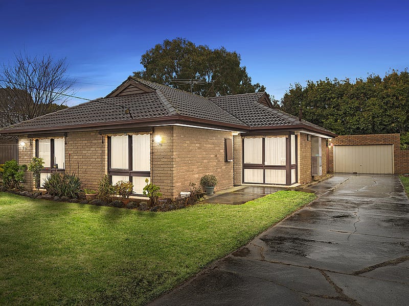 8 O'Connor Road, Knoxfield, Vic 3180 - Property Details