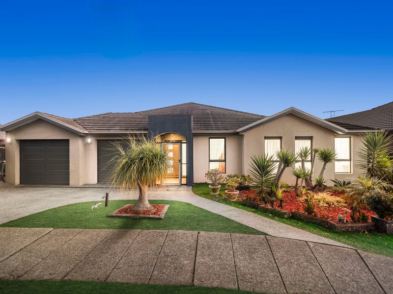 69 Hutchinson Drive, Lynbrook, Vic 3975 - Property Details