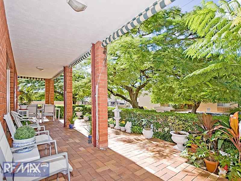 1/92 Racecourse Rd, Ascot, Qld 4007 - Property Details