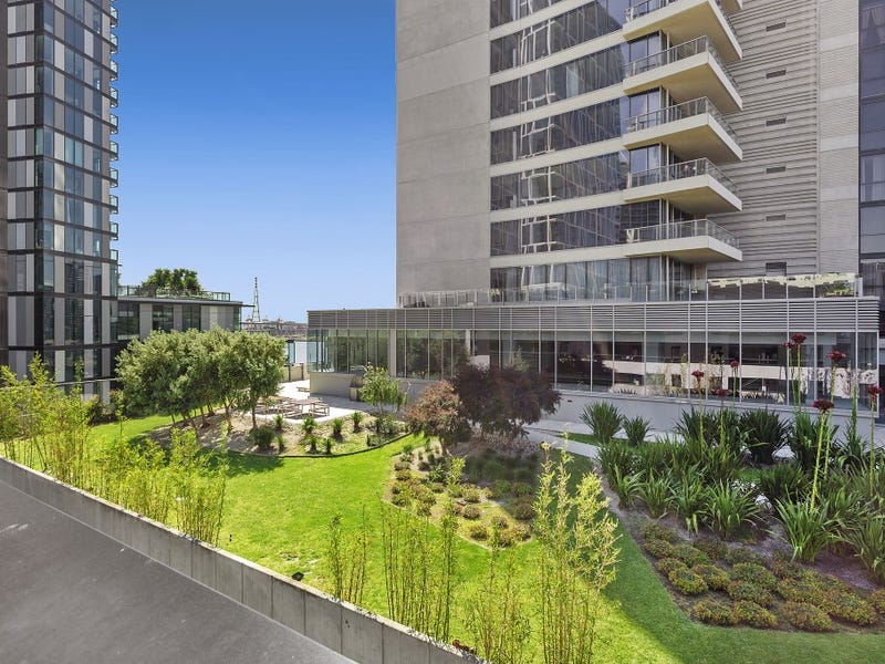 711/838 Bourke Street, Docklands, Vic 3008 - Property Details