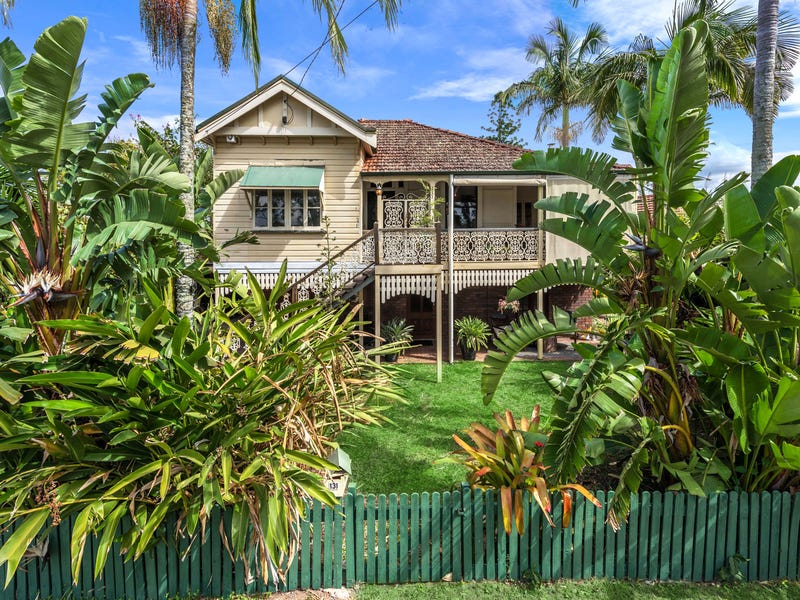 131 Queenscroft Street, Chelmer, Qld 4068 - Property Details