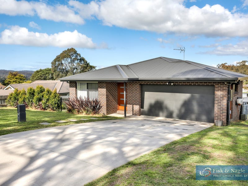 6 Howard Avenue, Bega, NSW 2550 - realestate.com.au