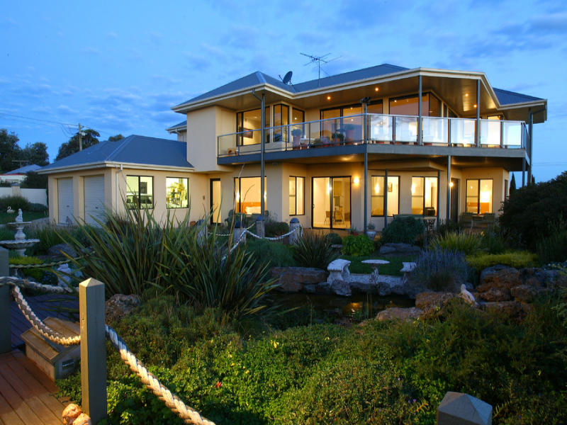 124 Red Rocks Road, Cowes, Vic 3922 - Property Details