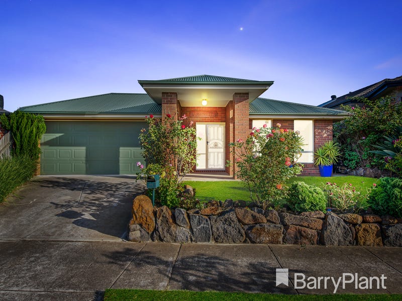 11 Rowena Court, Derrimut, VIC 3026 - realestate.com.au