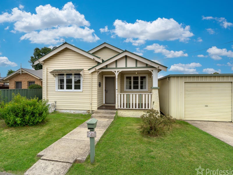 27 Binstead Street, Blayney, NSW 2799 - Property Details