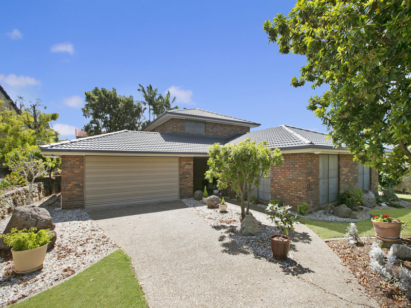 5 Apley Court, Carindale, QLD 4152 - realestate.com.au